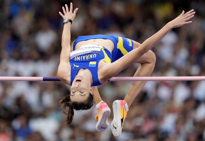 High jumper Yaroslava Mahuchikh wins Ukraine’s 1st individual gold of ...
